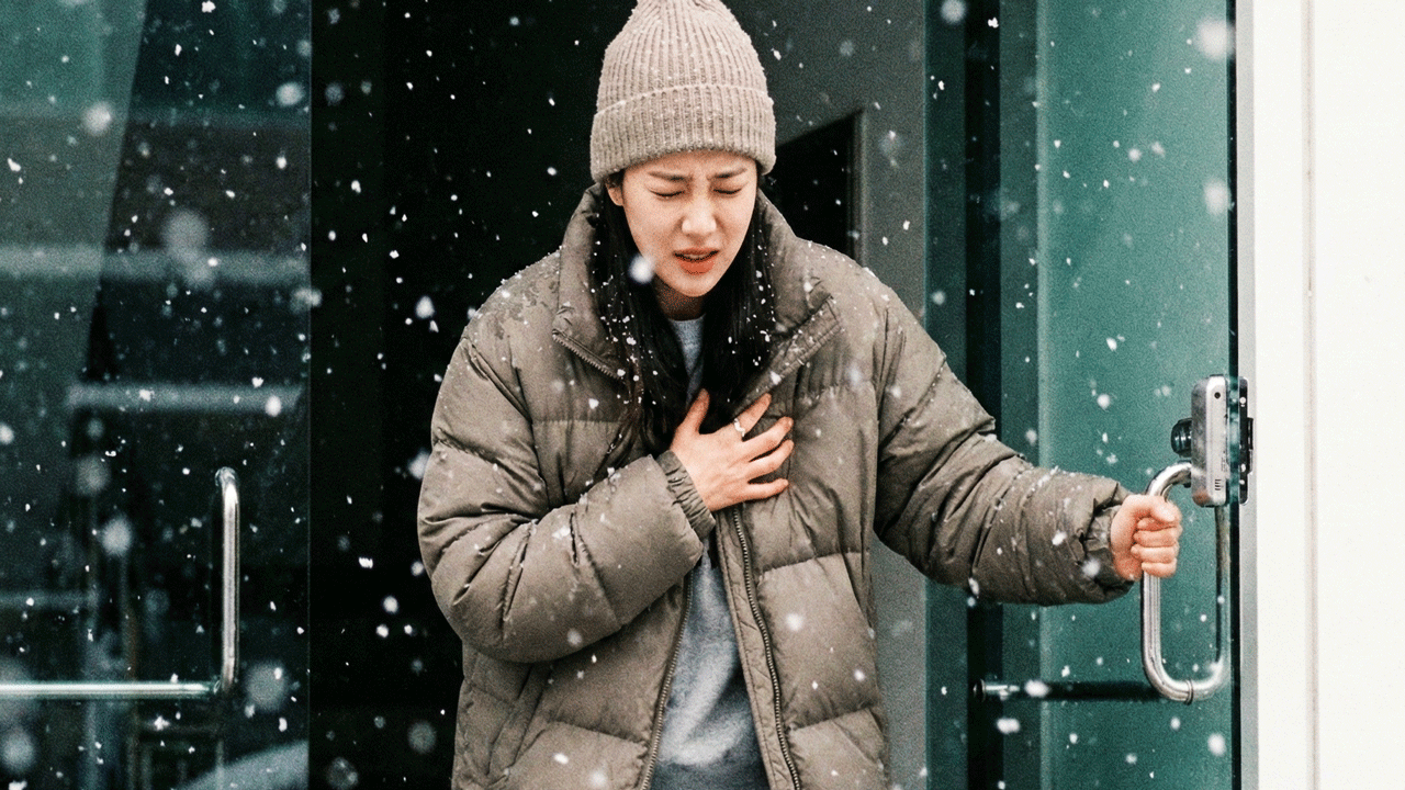 문 여는 순간 ‘혈압 스파이크?’… 겨울철, 돌연사 위험 낮추려면
